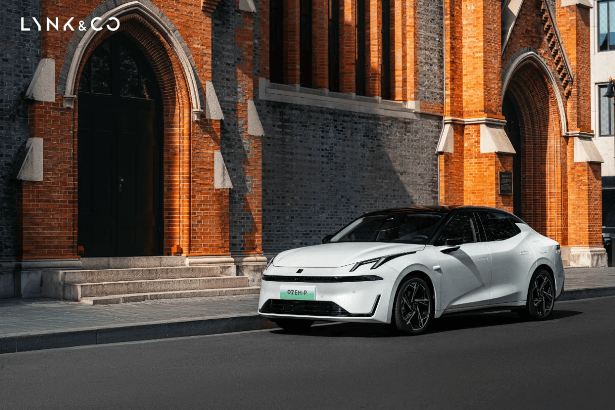 对标年轻人喜好，领克07EM-P、海豹07DM-i、深蓝SL03谁更会玩？_搜狐汽车_搜狐网