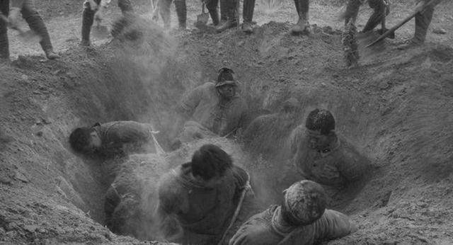 刚看完731出来，阳光都驱不走从后背升起的“寒”，想让更多人记住这一段历史，918、731、南京大屠杀，刻入基因的痛，我不宣扬仇恨，但请不要忘记_孩子_电影