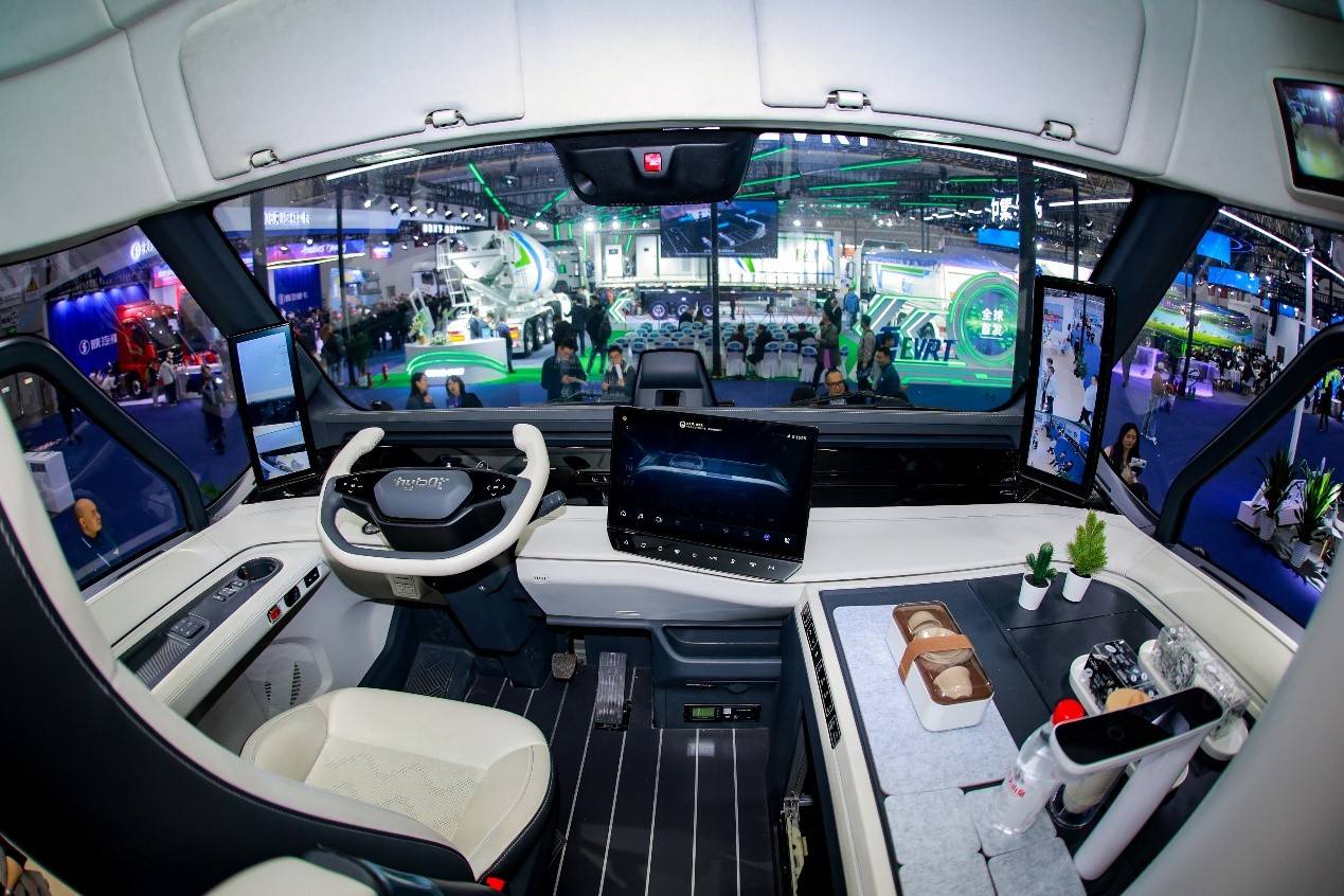 2025商用车展 | 海珀特H49荣获“2026中国年度卡车（CTOY 2026）”桂冠_搜狐汽车_搜狐网