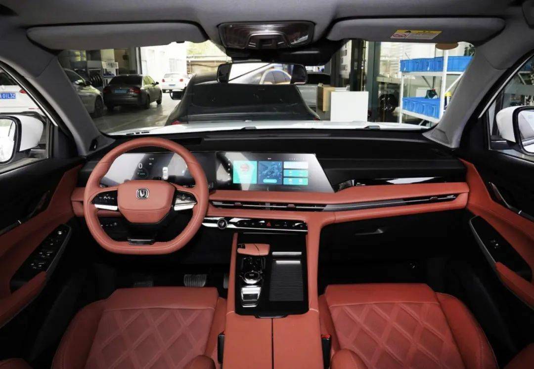 买不起国产车？全系8AT，12.3寸双联屏，轴距超2米7，11万就能买！_搜狐汽车_搜狐网