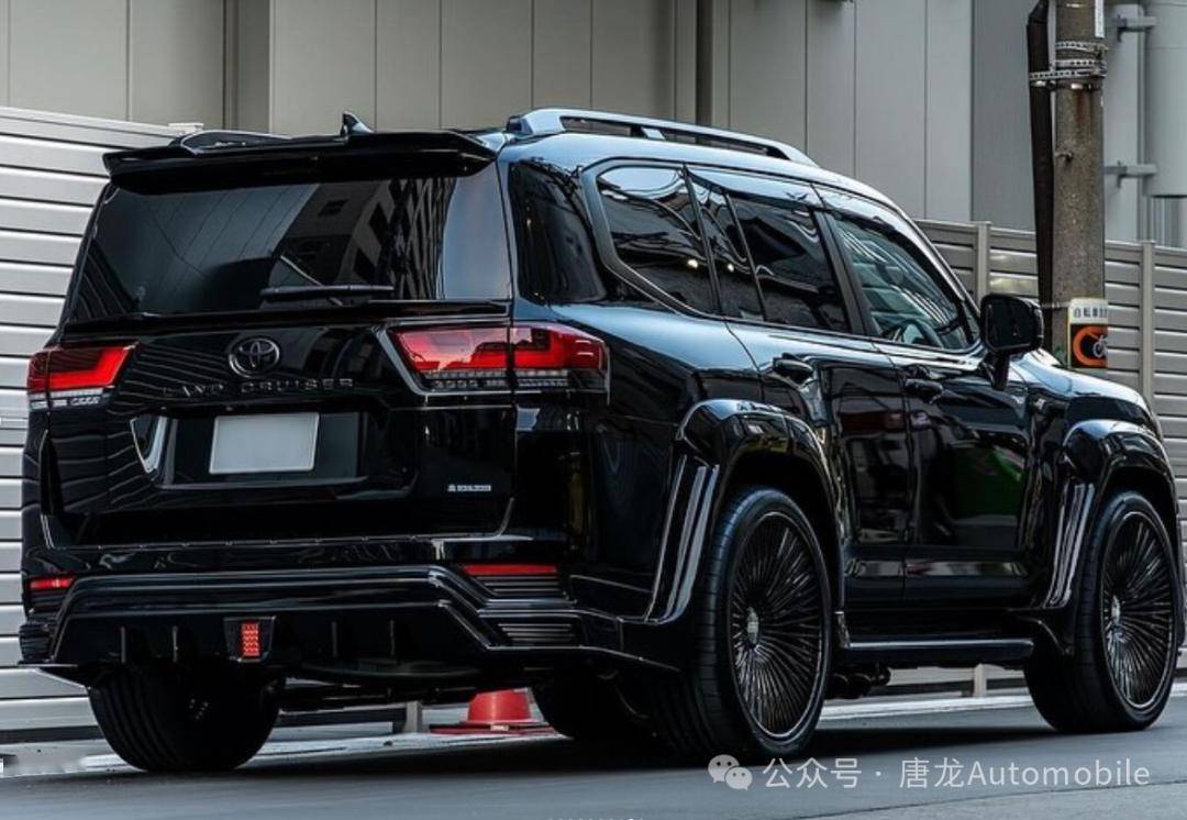 【陆巡最帅改装】1886 x 丰田 LC300 Wald Black Bison：时尚与力量的完美融合_搜狐汽车_搜狐网