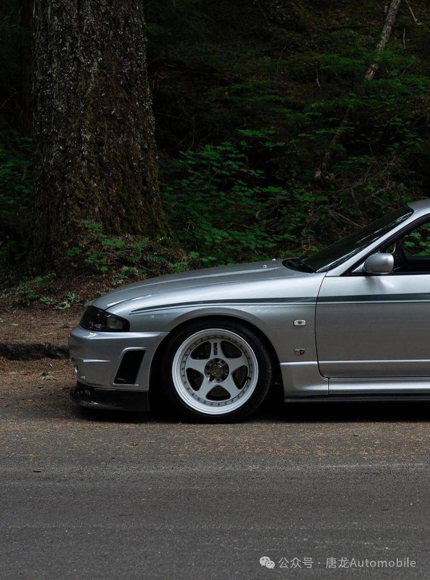 【日系四大天王天际线】纯净无瑕的JDM之美：Nissan Skyline R33_搜狐汽车_搜狐网