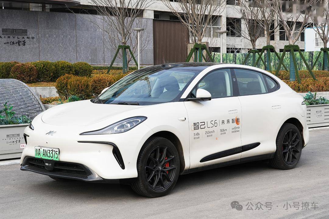 中国品牌巅峰对决 智己LS6对比极氪001 选谁更合适？_搜狐汽车_搜狐网