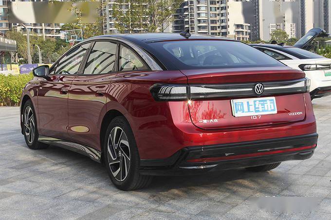 降3万！一汽大众ID.7售19.77万起 比小鹏P7i便宜_搜狐汽车_搜狐网