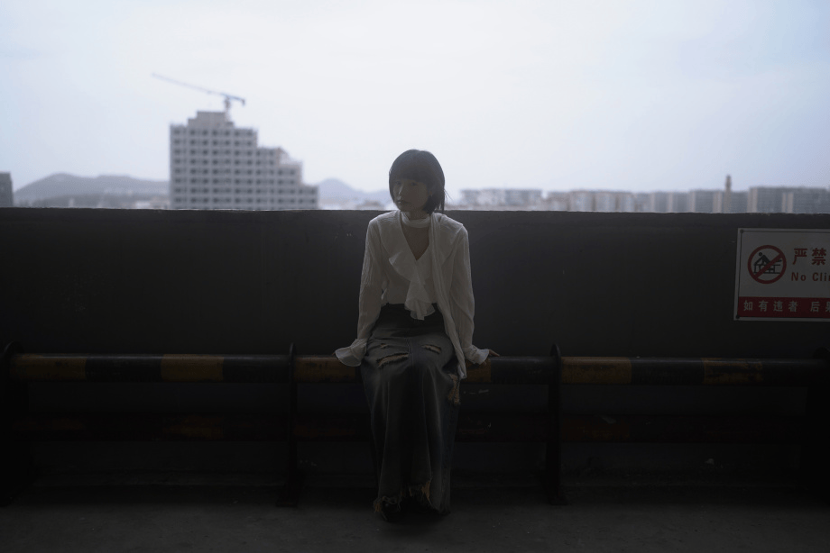 Embrace Defeat ._作品_摄影_cc