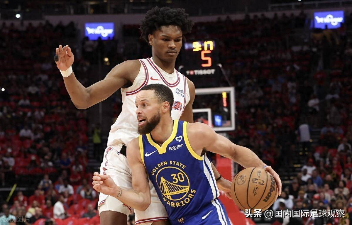 NBA6连胜！勇士队133-110大胜火箭队！库里29分！惠特摩尔17分_史密斯_比赛_命中