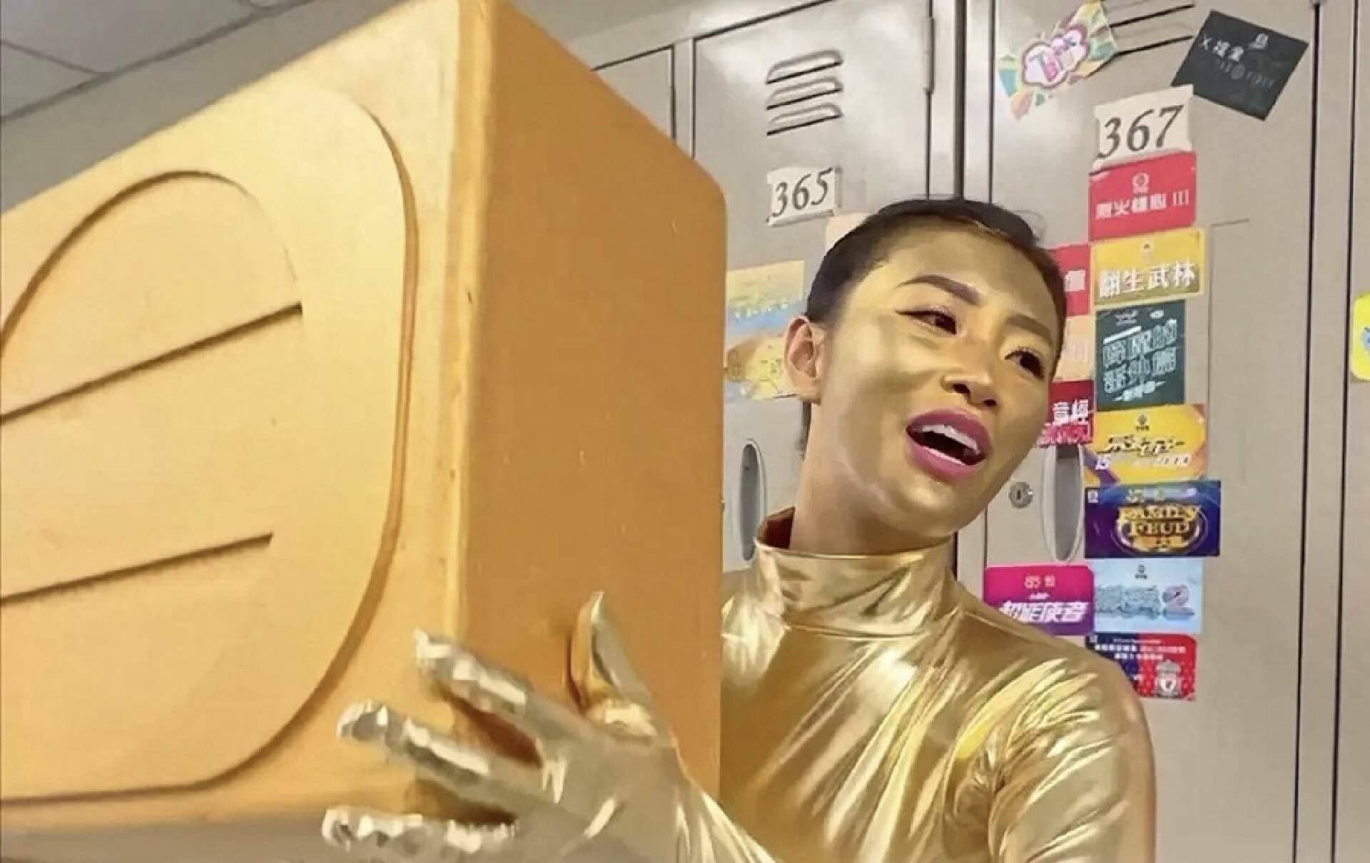 TVB新人女星首度亮相新剧，拉下拉链秀身材，令对手演员直流鼻血_郭珮文_速递_剧集