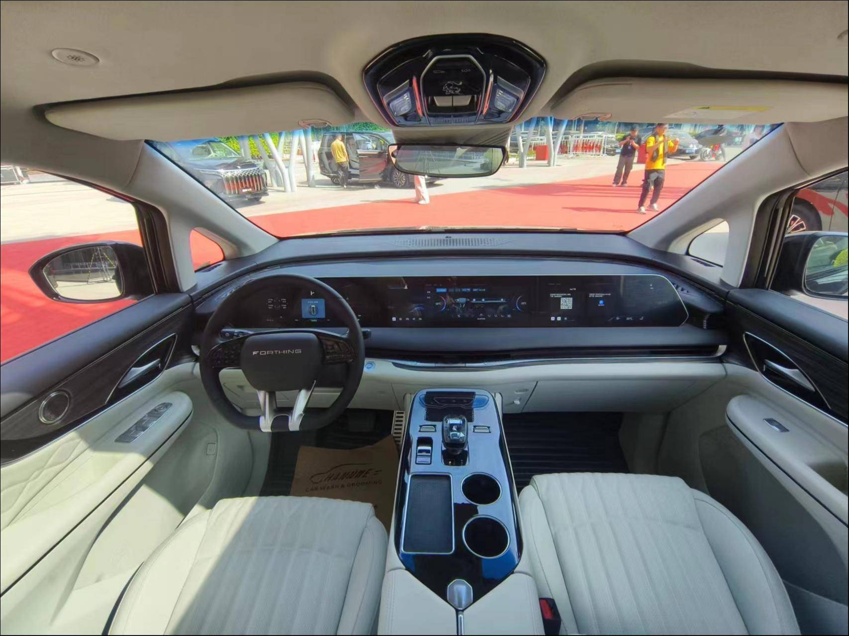 东风风行首款新能源MPV星海V9开启预售｜一线车讯_搜狐汽车_搜狐网