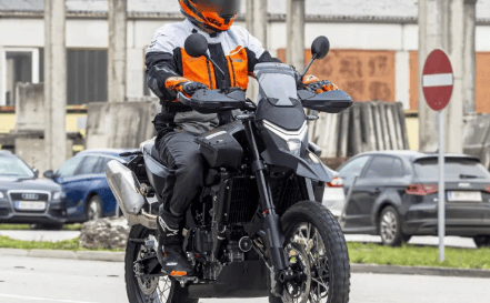 春风新款800硬核ADV曝光..._搜狐汽车_搜狐网