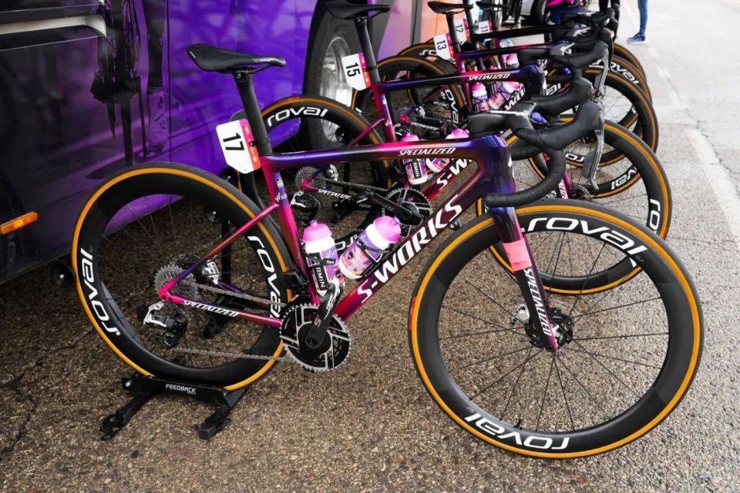 女子环西器材大赏——新SRAM RED批发 Winspace首秀_女队_Canyon-SRAM_套件