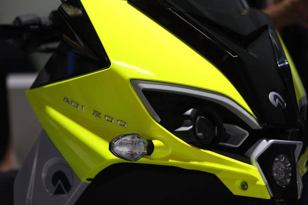 ADIVA AD1 200都市版惊艳亮相，年轻时尚新选择！_搜狐汽车_搜狐网