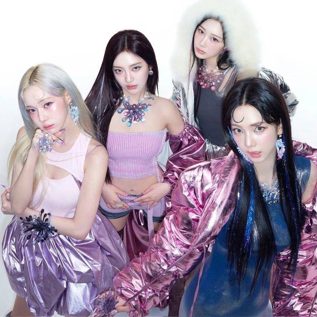 「Y2K」已成过去，「Y3K」才是进行时_风格_赛博_时尚