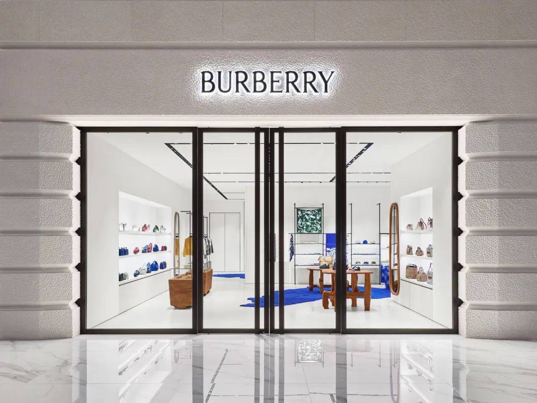 传：Burberry 计划裁员400人，主要在英国本土_员工_职位_品牌