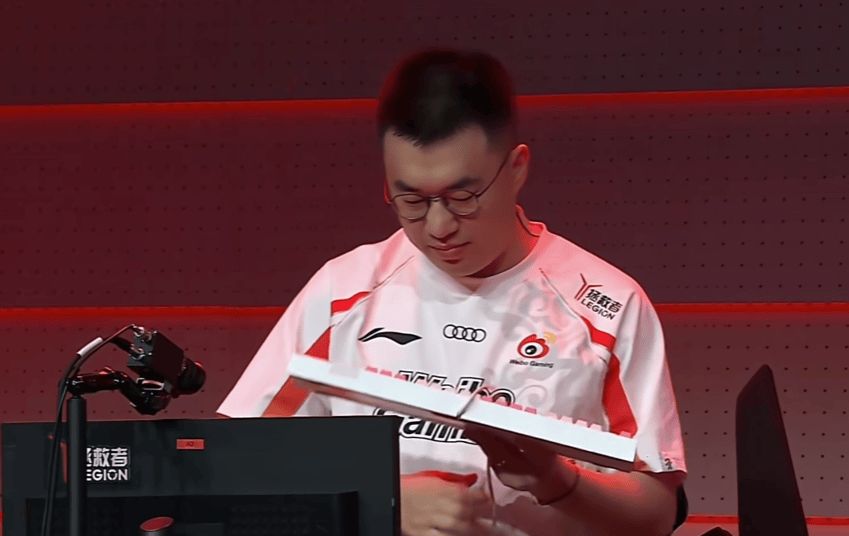 Xiaohu的永恩不再幽默！原来是跟Chovy学的_比赛_英雄_胜利