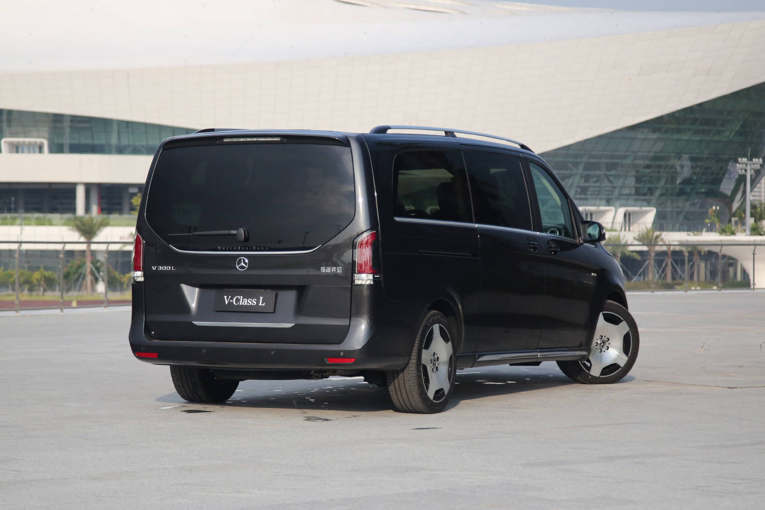 新一代奔驰 V级 MPV上市 售价49.68万-66.98万元_搜狐汽车_搜狐网