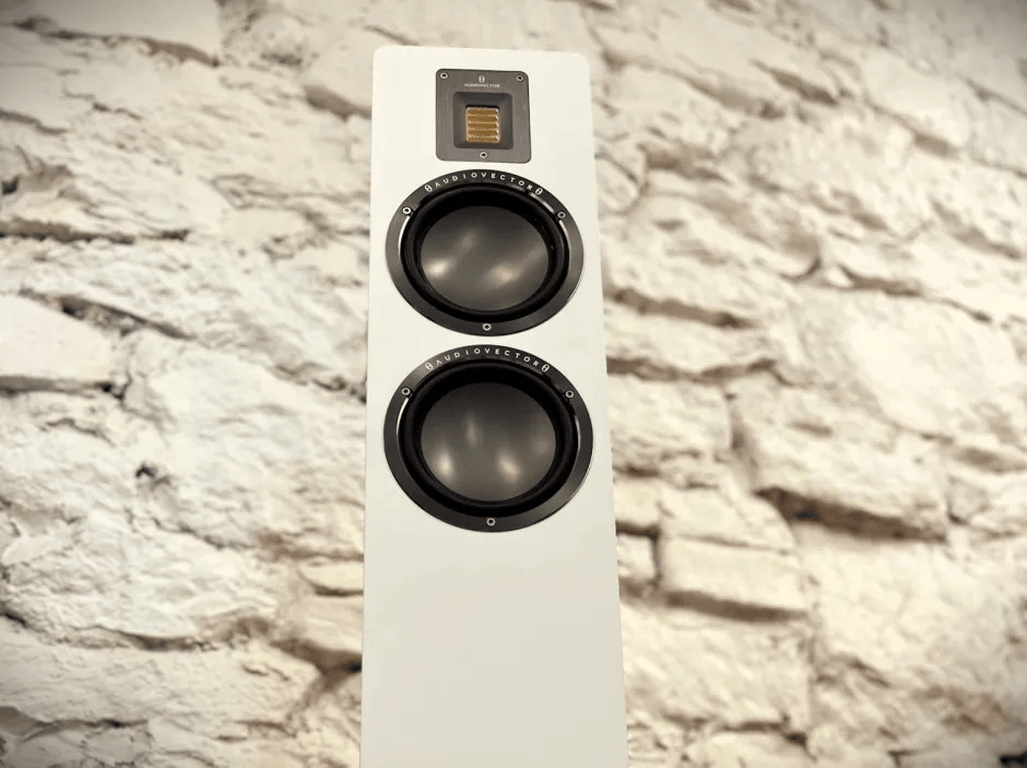 【外媒测评】令人愉悦的均衡！傲力Audiovector QR3 落地式扬声器_公司_单元_技术