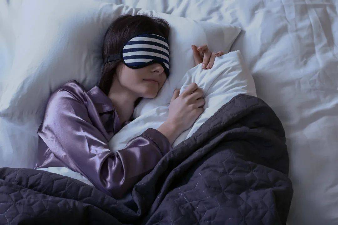 这个 长寿动作”比走路更简单,却被很多人忽视了!深呼吸进行身体