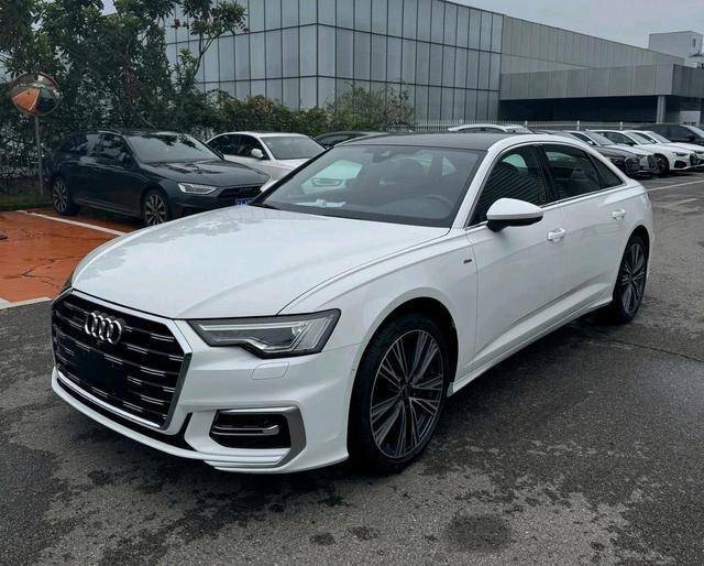 全新白色奥迪A6亮相，稳重大气上档次_搜狐汽车_搜狐网