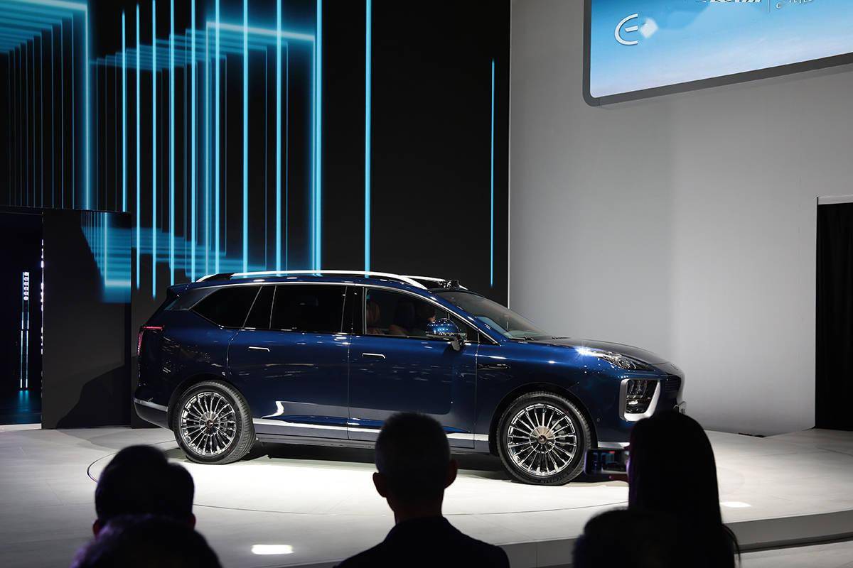 广州车展重磅新车！昊铂HL旗舰SUV亮相，2025年预售开启在即_搜狐汽车_搜狐网