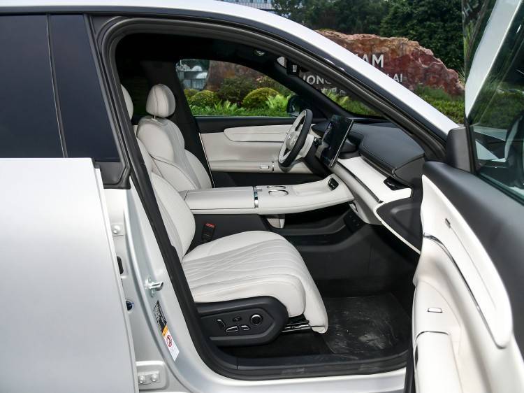 长安启源C798亮相：旗舰SUV如何诠释舒适与智能新高度？_搜狐网