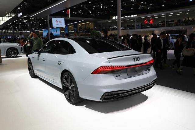 都是30多万，买一汽还是上汽的？奥迪A7L/A6L对比_搜狐汽车_搜狐网