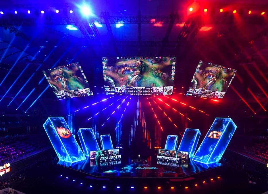 Deepseek有多强大，LPL困境如何解决？AI给出的方案可行性极高_行业_建议_赛区