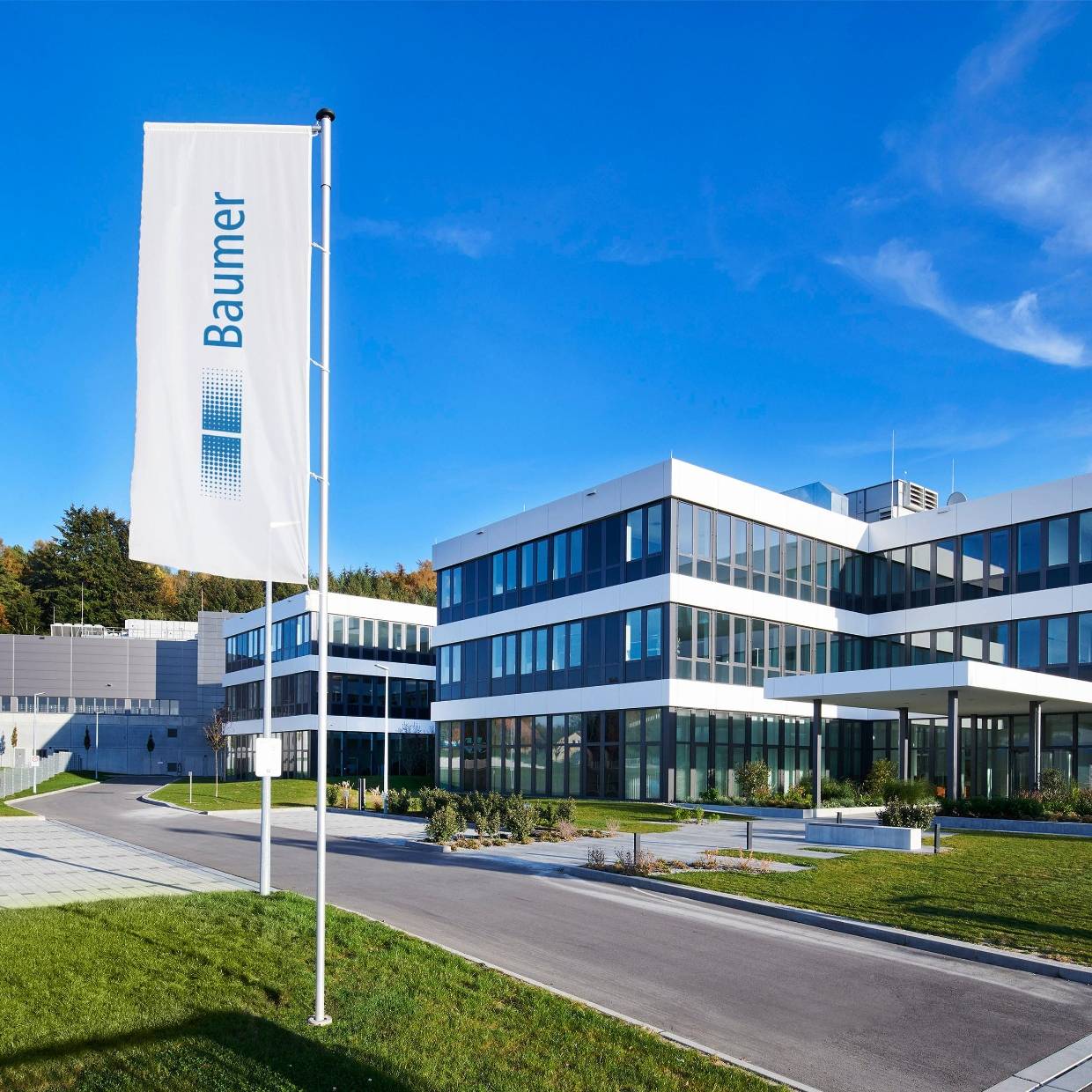 堡盟OM60激光测距传感器，重新定义测量精度标准_产品_温度_高性能