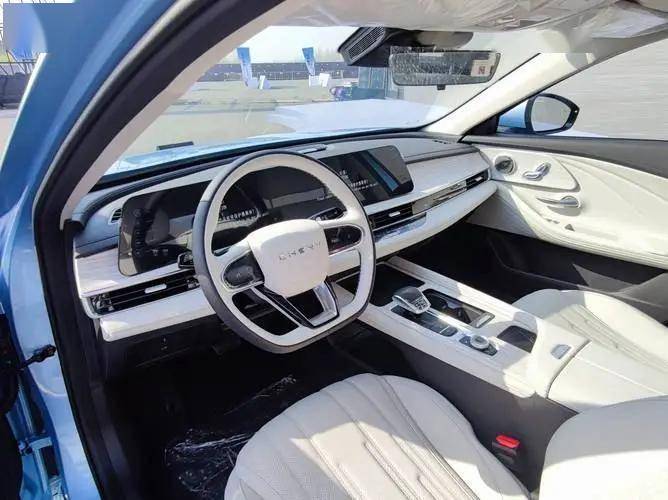 奇瑞风云A8远航版：1.5TGDI混动+纯电127km，技术革新引领潮流_搜狐汽车_搜狐网