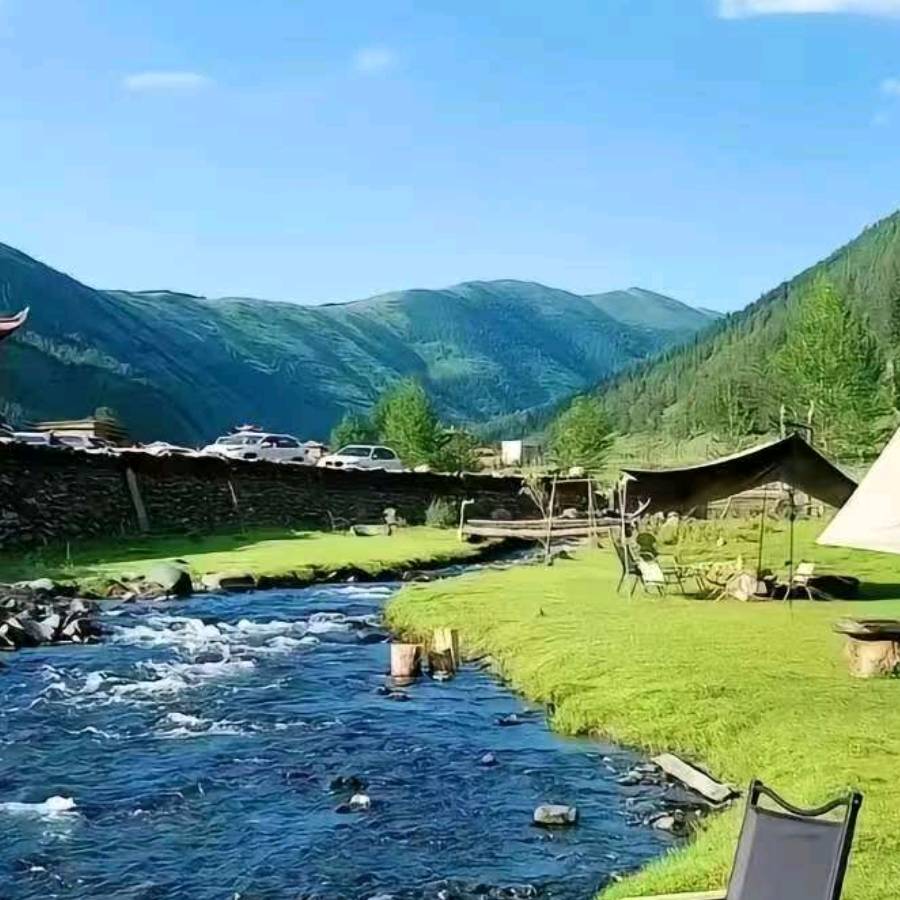 2025年美国假日购物消费报告_支出_计划_意愿