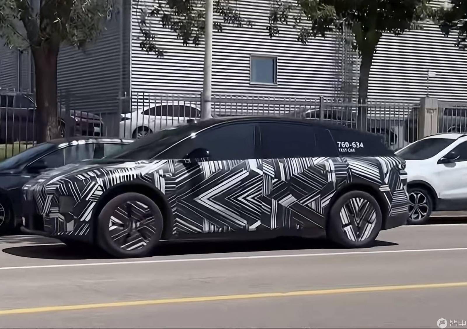 理想i6纯电五座SUV新谍照曝光，有望于9月发布_搜狐汽车_搜狐网