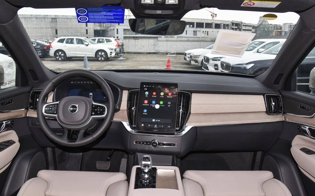 沃尔沃XC90官降来袭，双增压300Ps动力强劲，豪华内饰能否赢得市场？_搜狐汽车_搜狐网