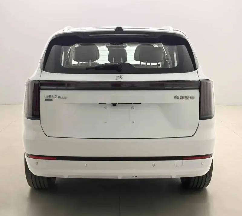 捷途山海L7 PLUS亮相！1.5T插混系统+五/七座布局，中型SUV新选择_搜狐汽车_搜狐网