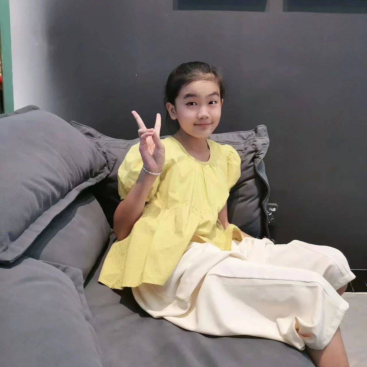 【江西】孙嘉珮《一滴水经过赣江》指导老师：彭春萍_江豚_白鹤_水面