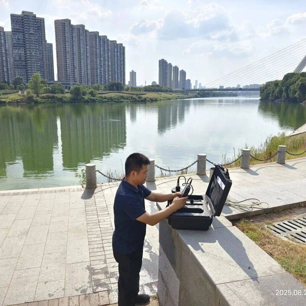 美丽长沙青年突击队 | 开福分队开展蓝藻水华巡检专项行动_防控_防治_水体