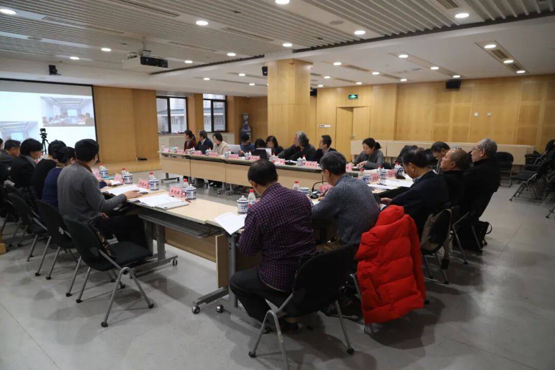 全国图书馆标准化技术委员会2025年度工作会议召开_情况_申晓娟_规划