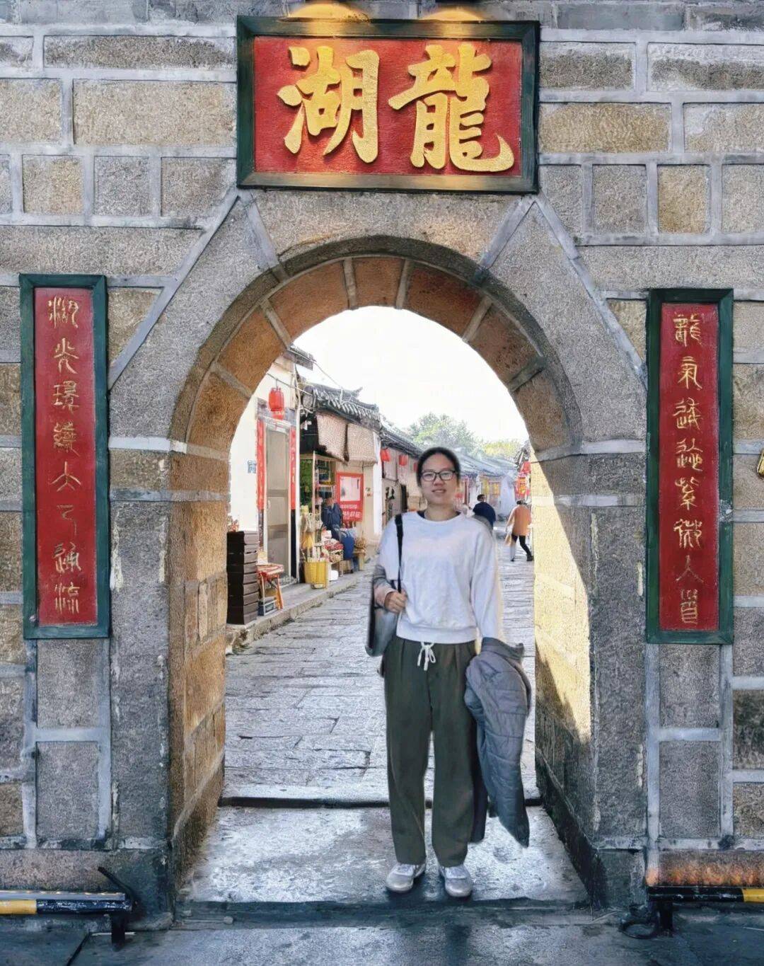 她靠写小说获得上海市中学生作文竞赛一等奖！课代表专访复旦附中青浦分校张晨熙_篇文章